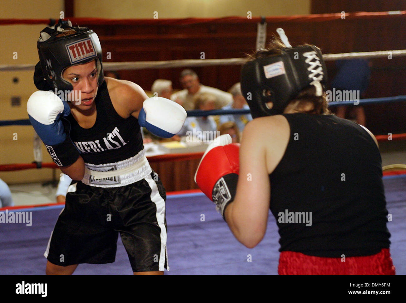 National golden gloves hi-res stock photography and images - Alamy
