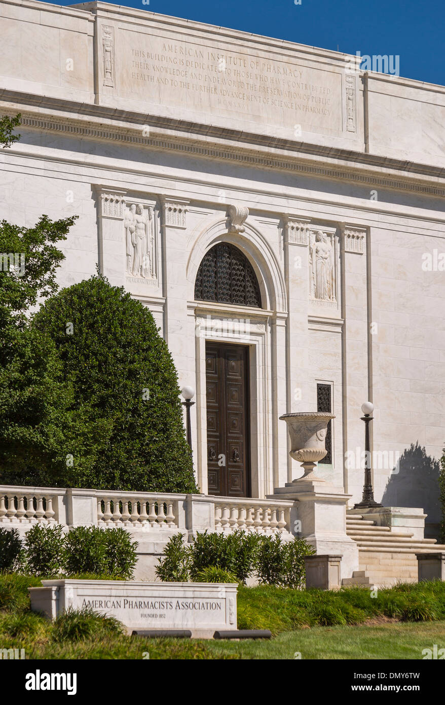 Washington dc constitution avenue hi-res stock photography and images ...