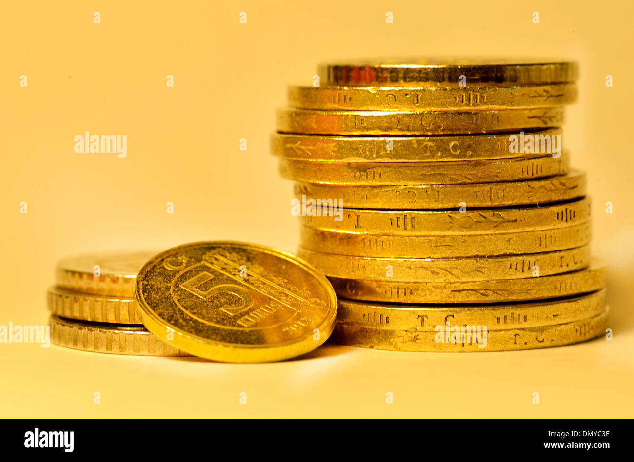 Foreign currency coins hi-res stock photography and images - Alamy