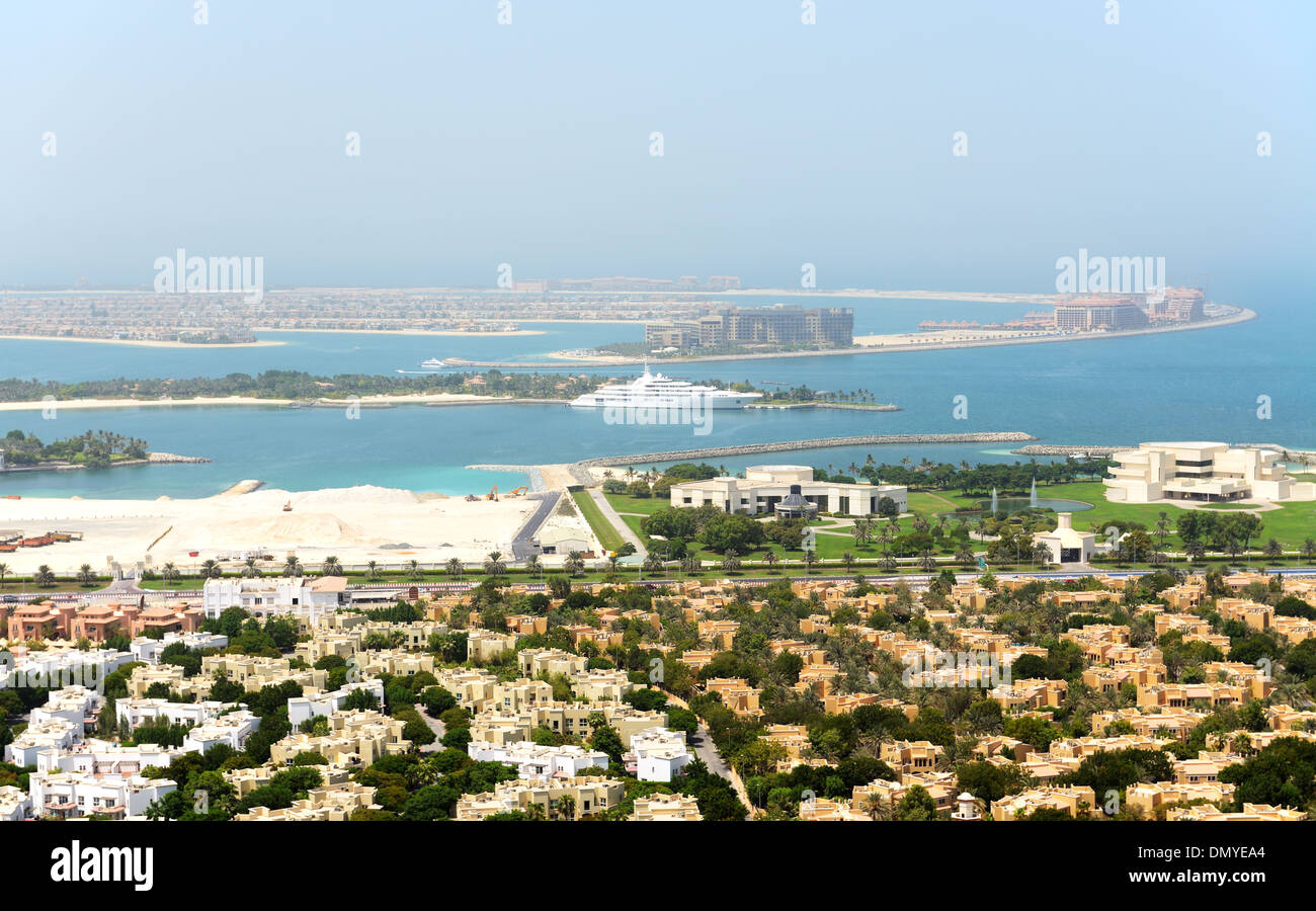 Man made island hi-res stock photography and images - Alamy