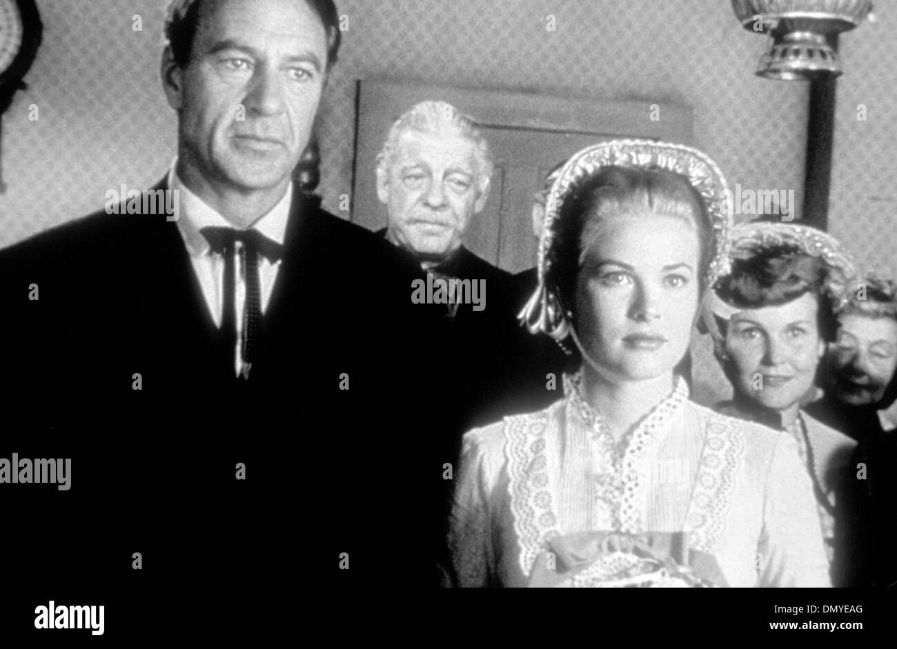 HIGH NOON 1952 Universal Pictures film with Grace Kelly and Gary Cooper ...