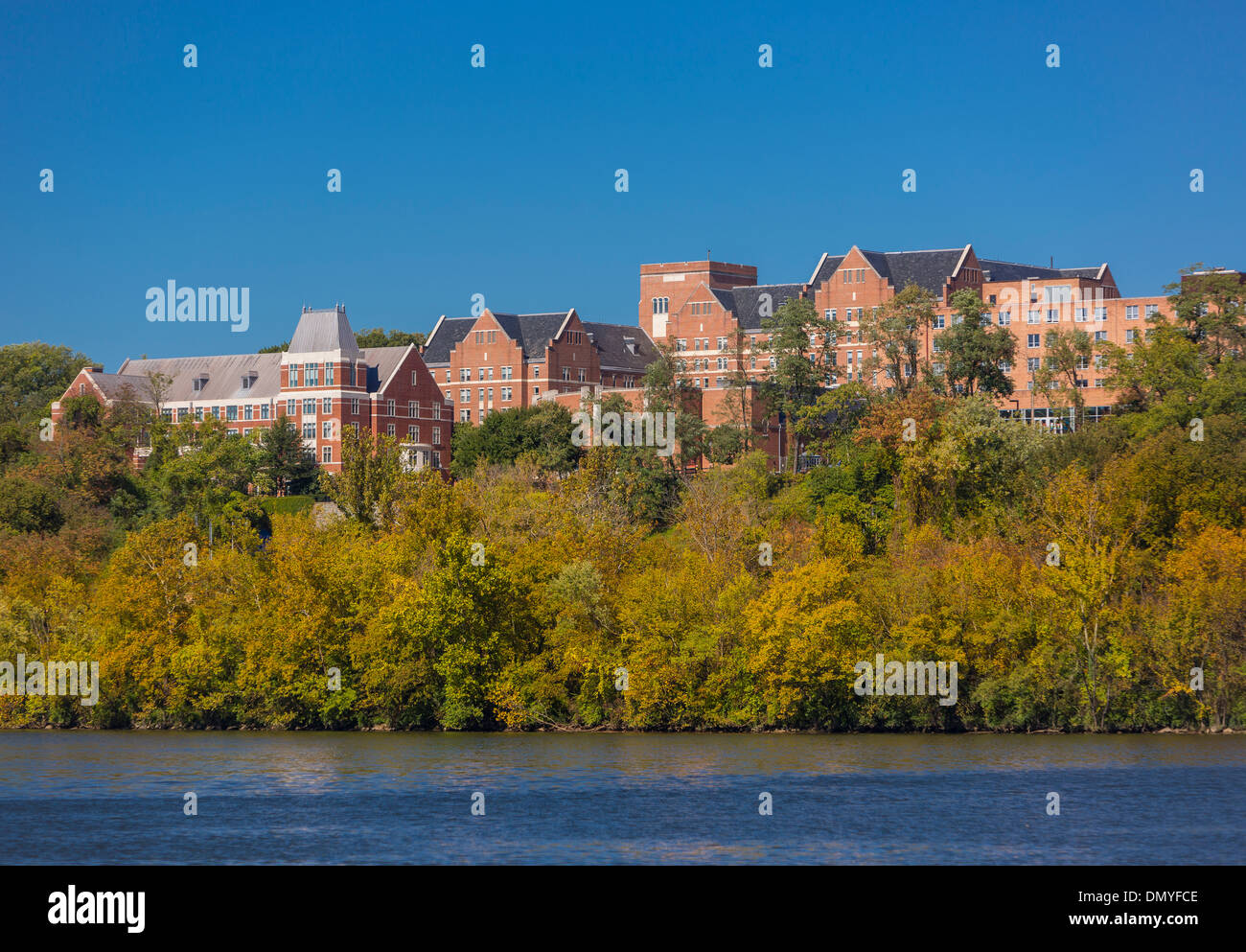 University buildings hi-res stock photography and images - Alamy