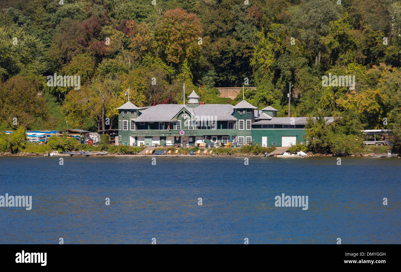 Canoe Club Stock Photos & Canoe Club Stock Images - Alamy