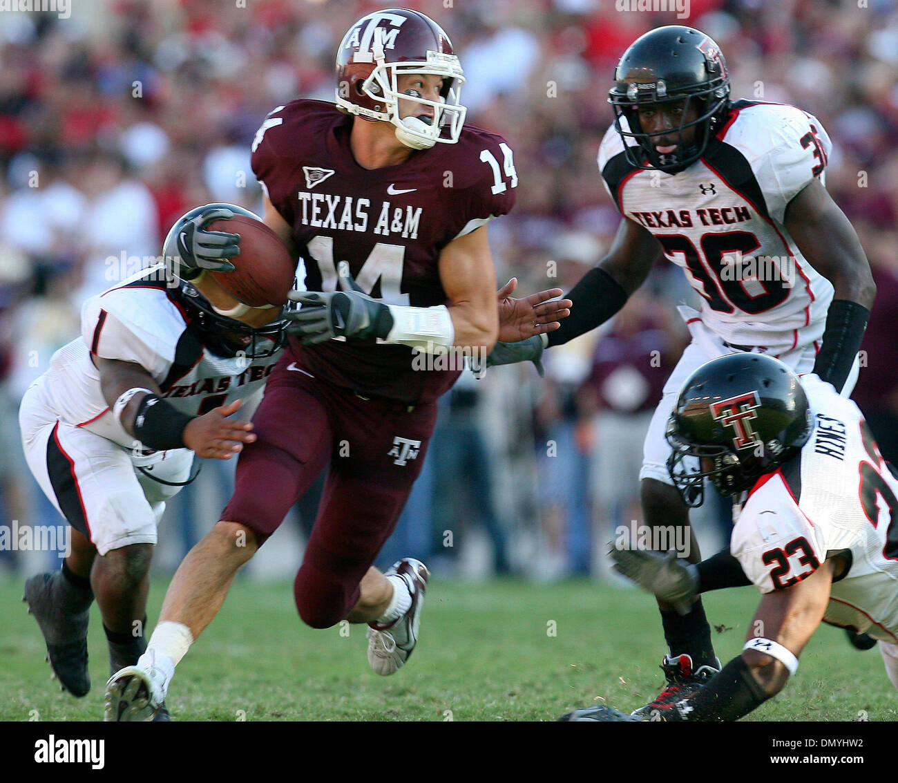 Sep 30, 2006; College Station, TX, USA; NCAA Football: Texas A&M's CHAD ...