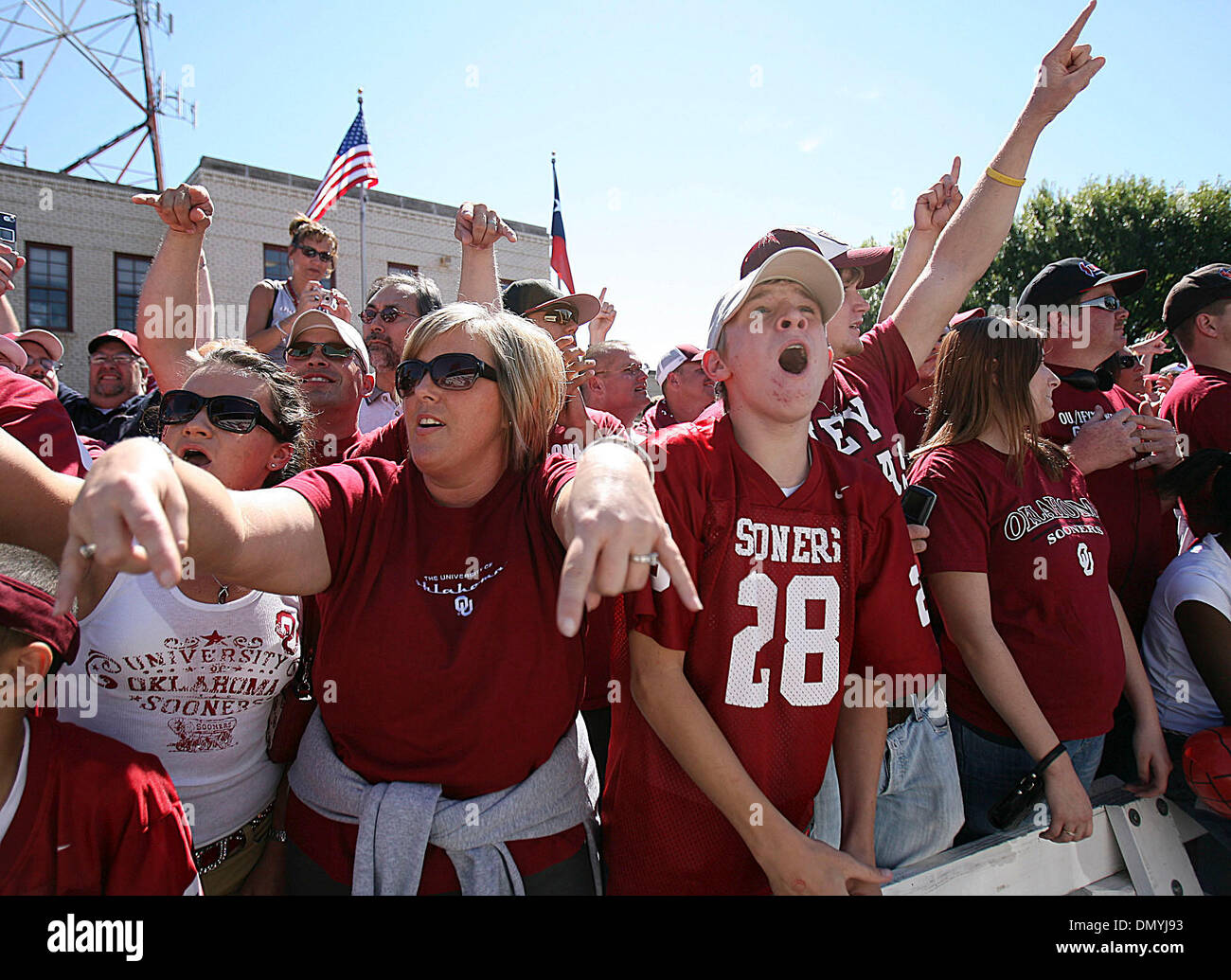 Amy dallas hi-res stock photography and images - Alamy