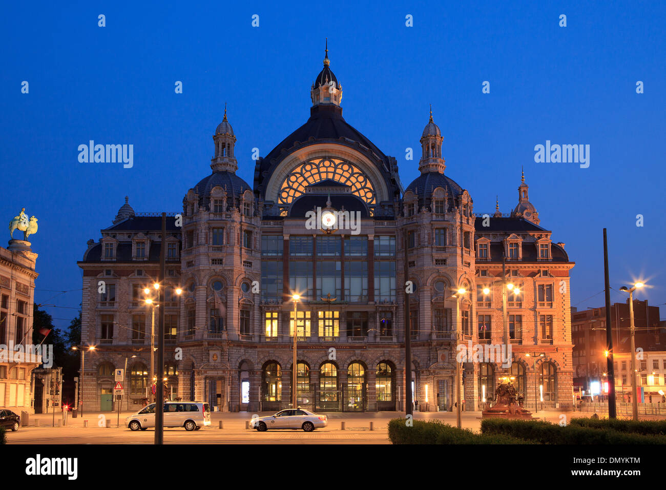 Antwerp Central Train Station in Antwerp, Belgium Stock Photo - Alamy