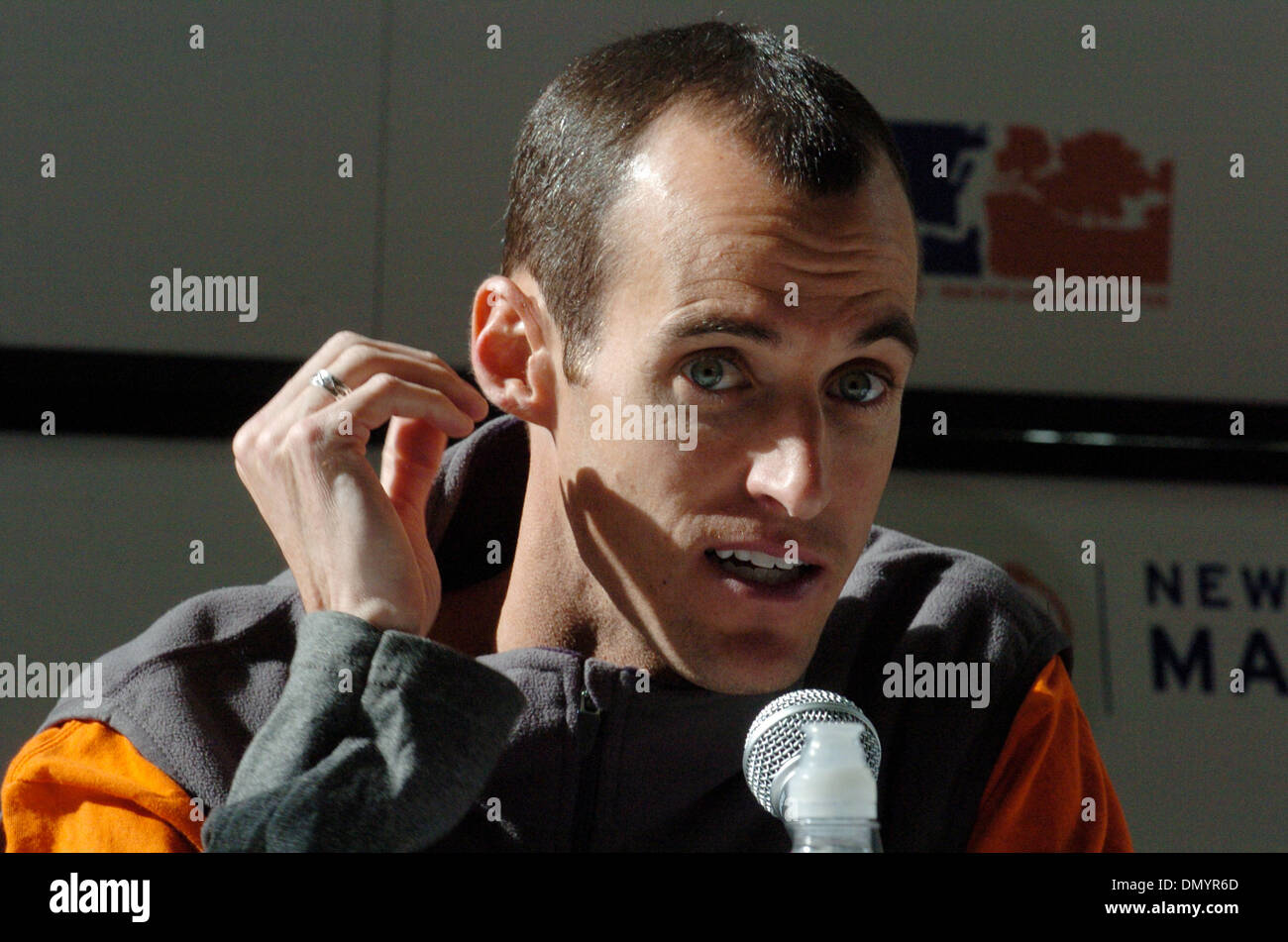 Nov 02, 2006; MANHATTAN, NEW YORK, USA; ALAN CULPEPPER speaks to the ...