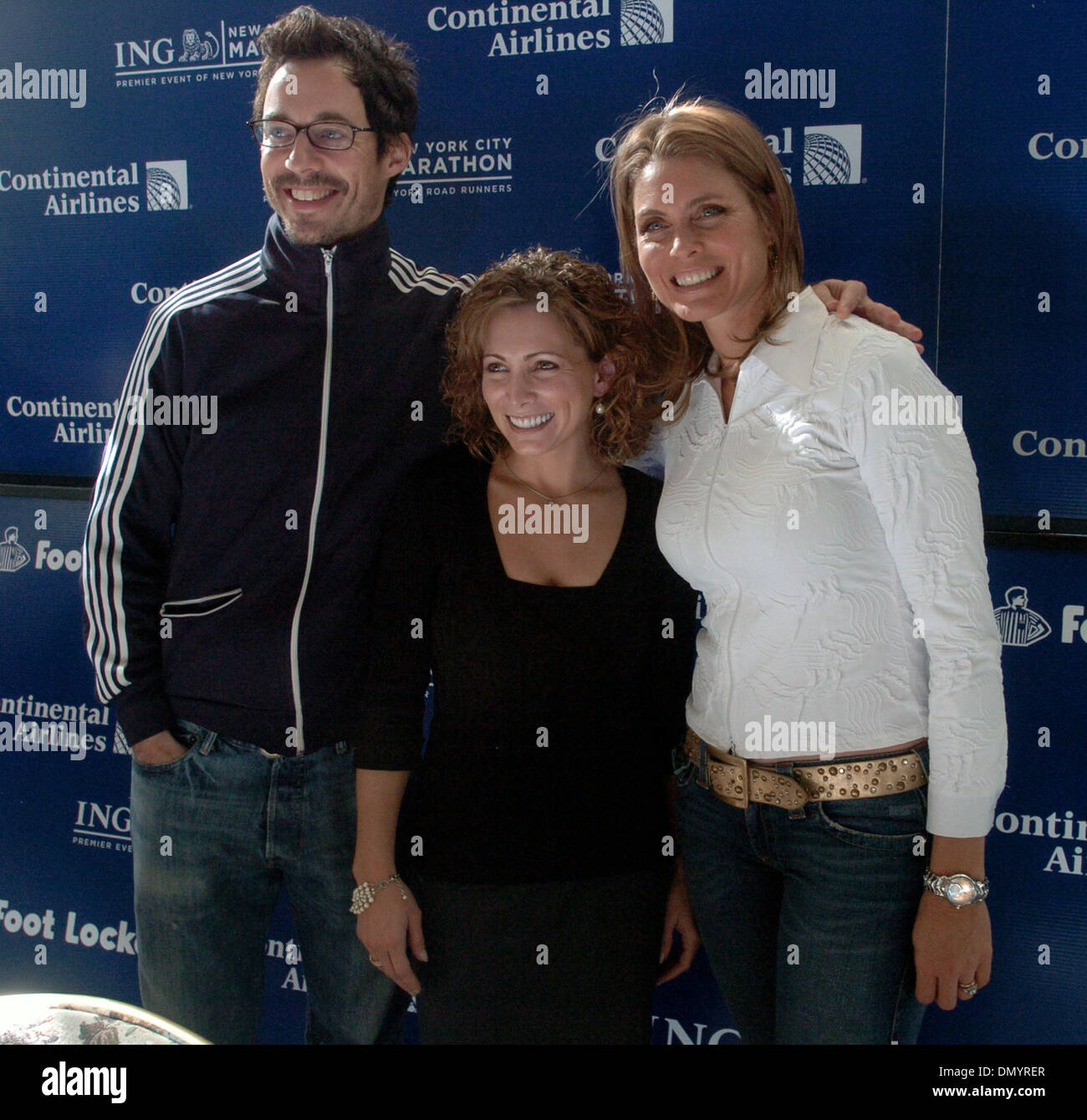 Nov 03, 2006; MANHATTAN, NEW YORK, USA; LtoR: Actor TOM CAVANAGH, Seven ...