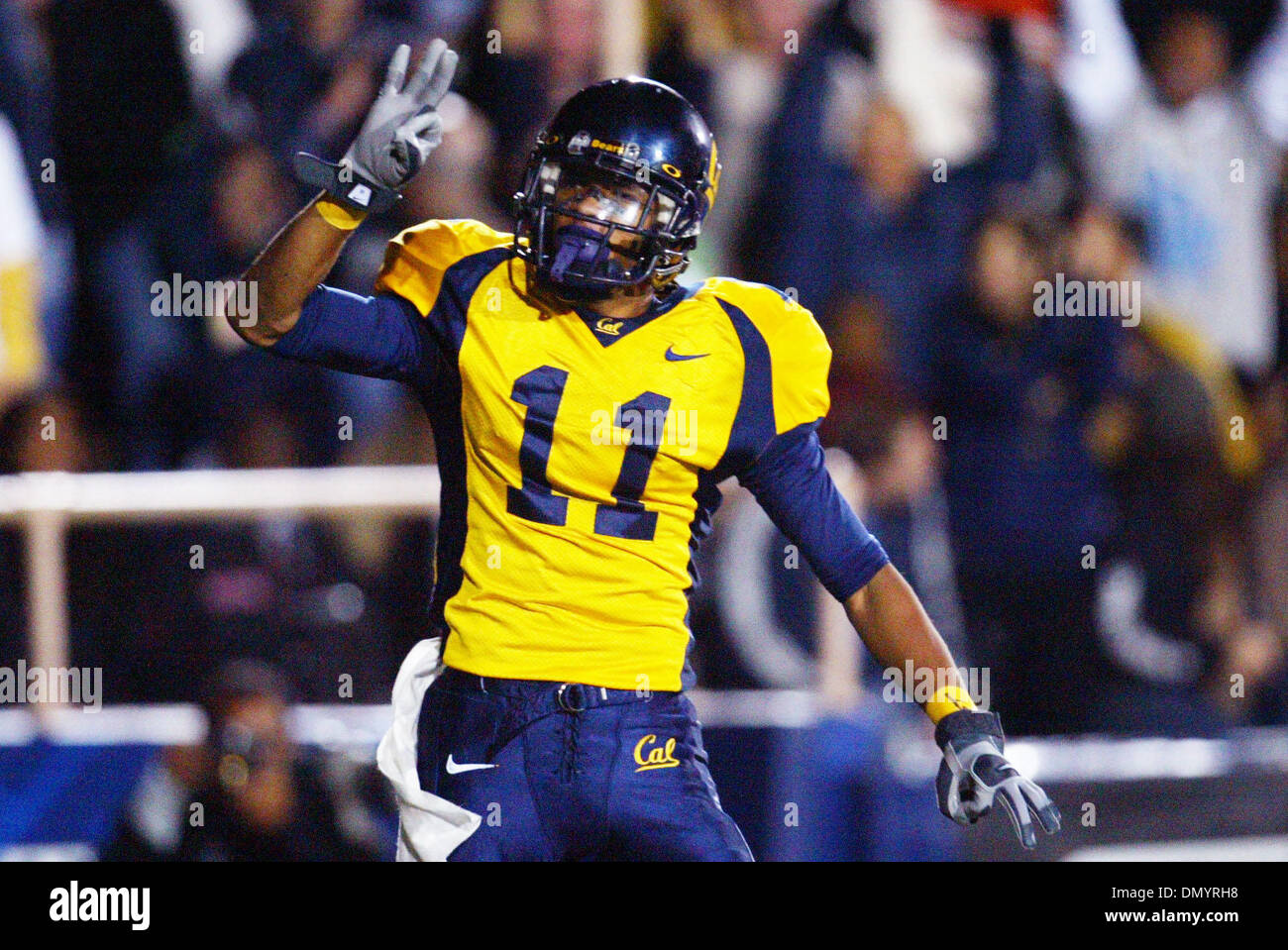 Nov 04, 2006; Berkeley, CA, USA; California Robert Jordan celebrates ...