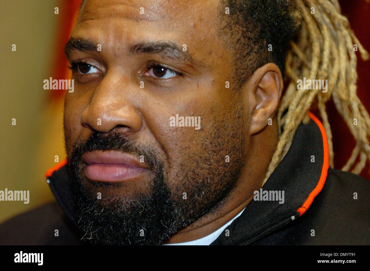 Nov 10, 2006; MANHATTAN, NEW YORK, USA; SHANNON "THE CANNON" BRIGGS Is ...