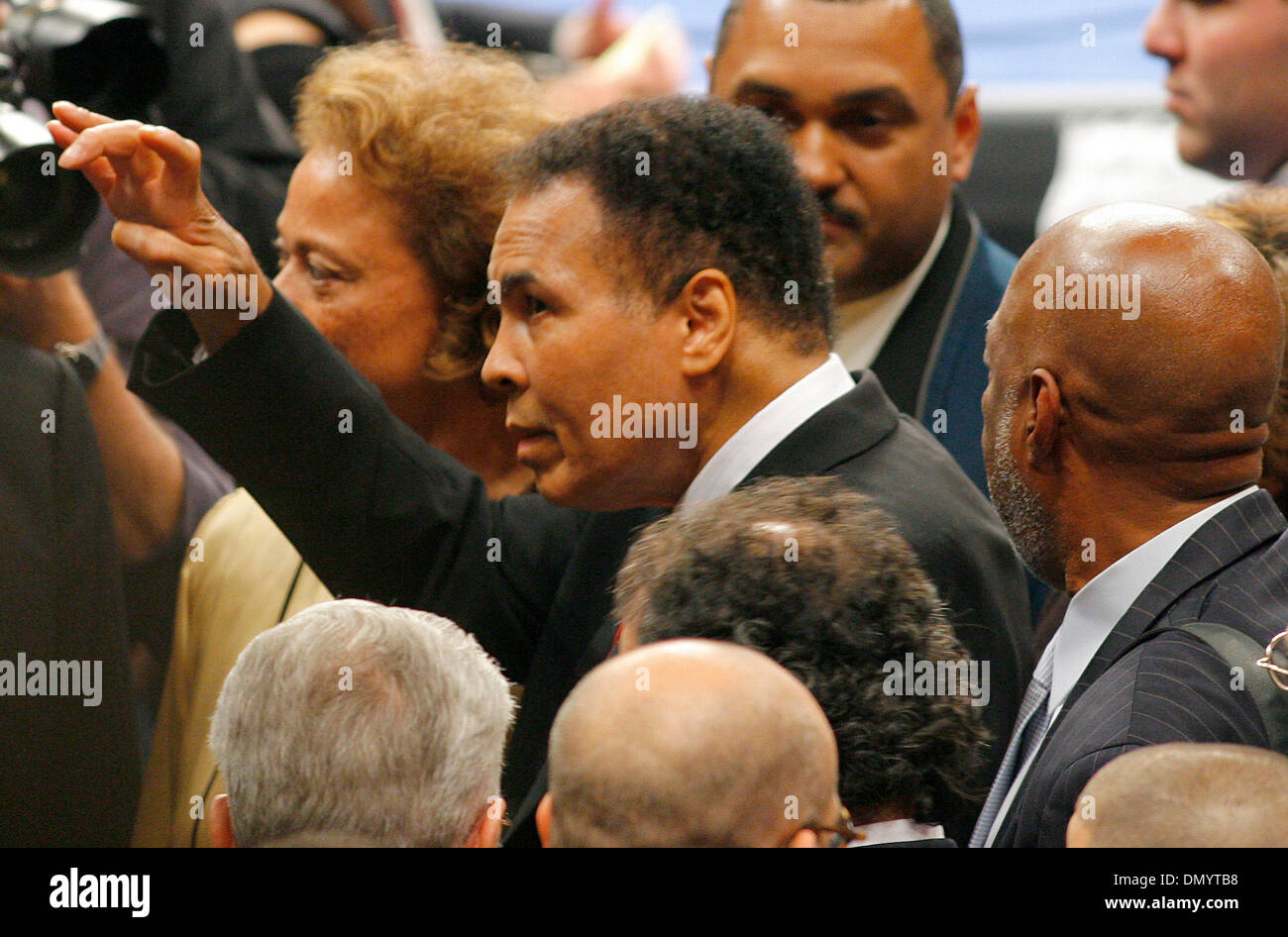 Nov 11, 2006; New York, NY, USA; BOXING: 10 Round WBC Super ...