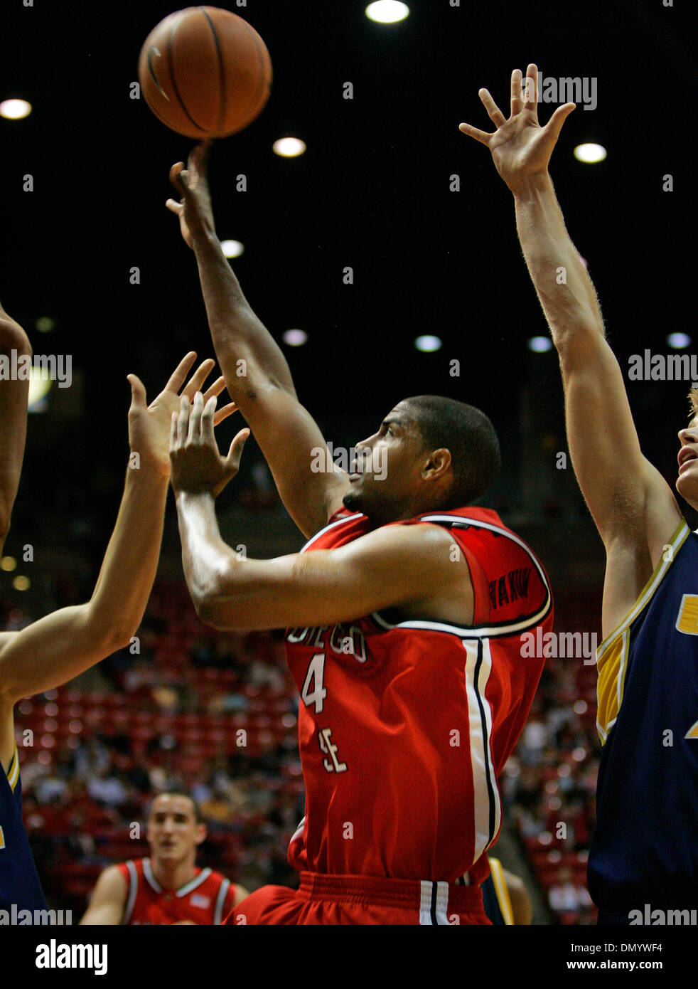 Nov 21, 2006; San Diego, CA, USA; San Diego State's MOHAMED ABUKAR goes ...