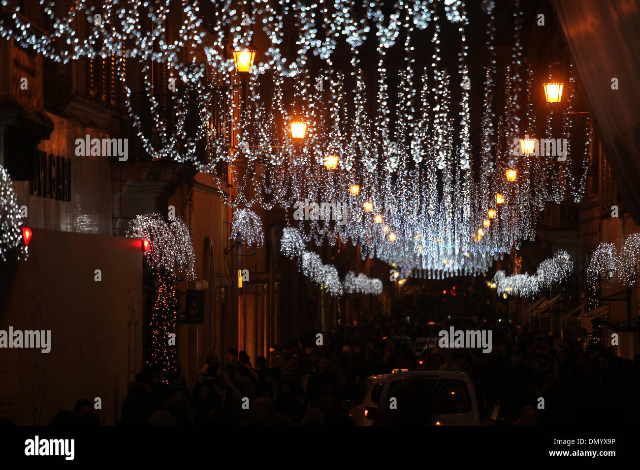 Rome, 17/12/2013. Italy, the lights and the colors of Christmas in Rome ...