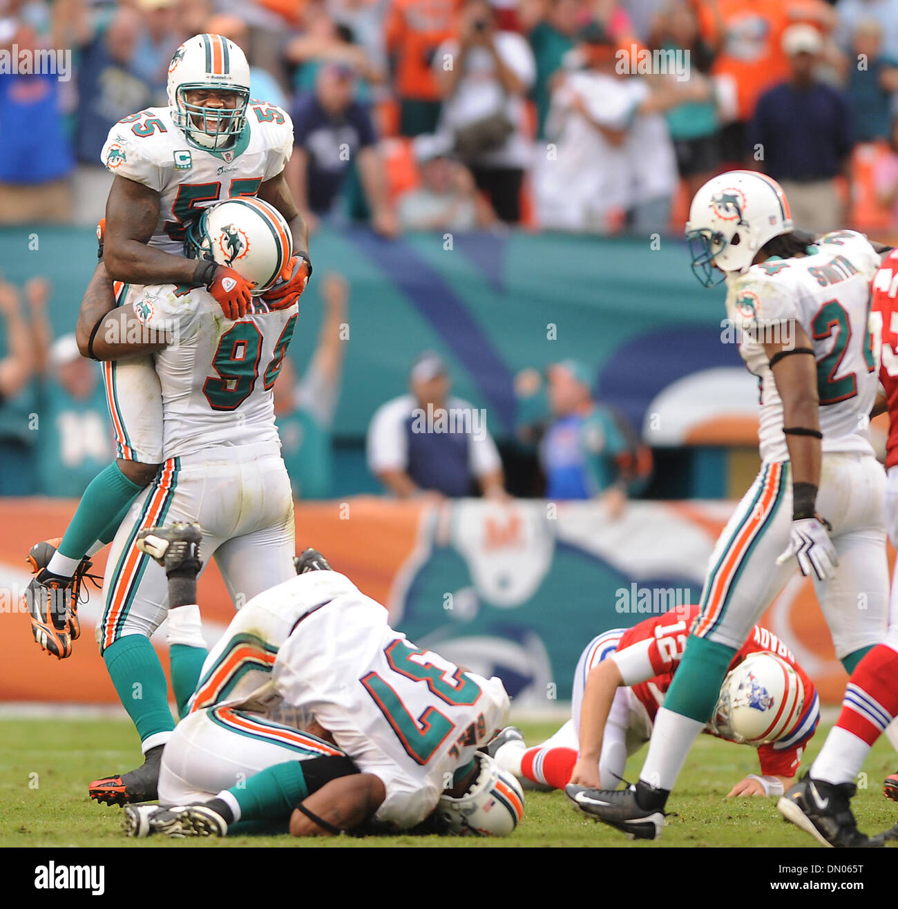 Channing crowder dolphins hi-res stock photography and images - Alamy