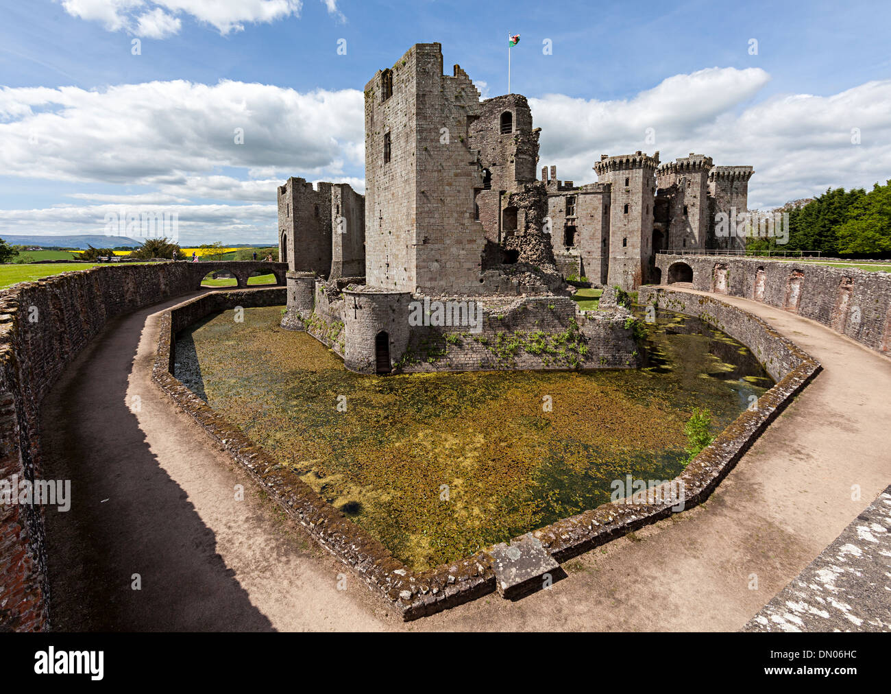 Castle tower moat ruin hi-res stock photography and images - Alamy