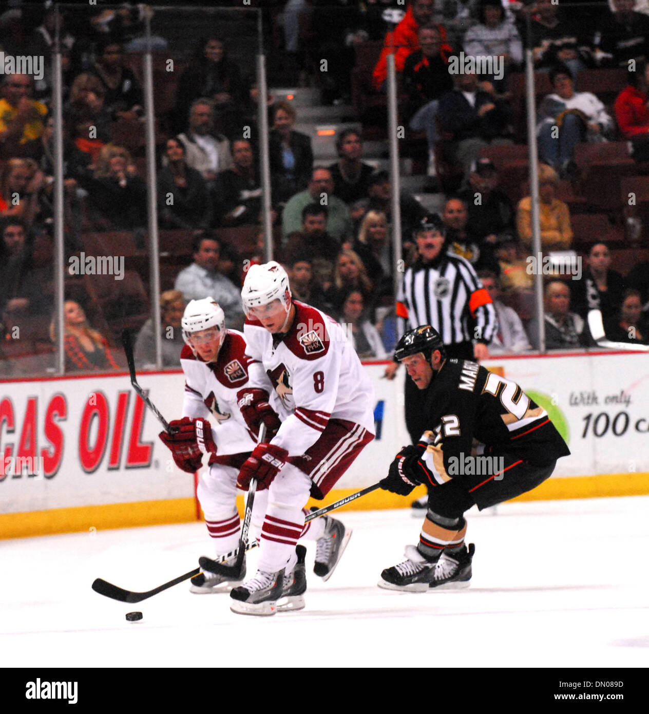 Scottie upshall hi-res stock photography and images - Alamy