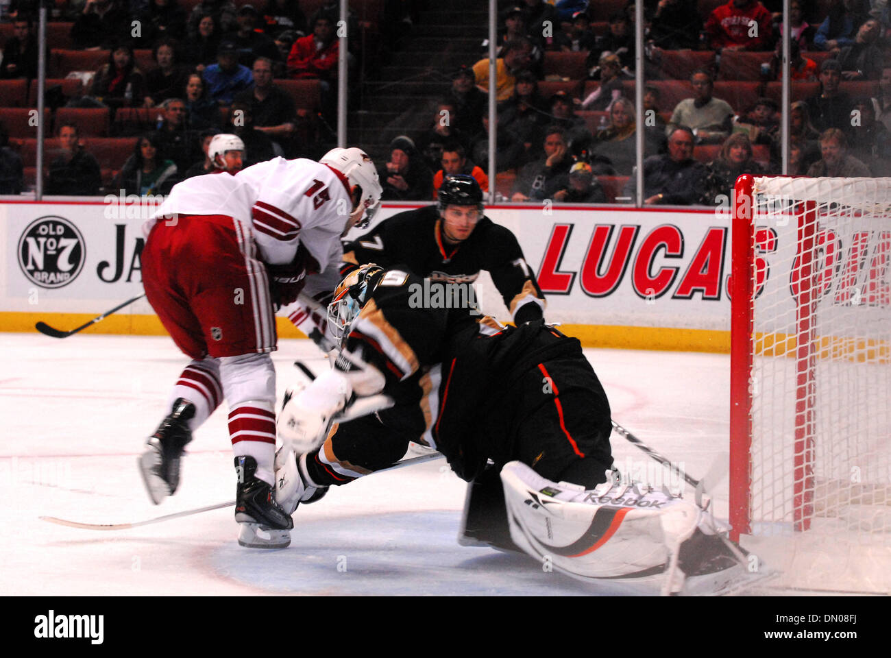 Ryan whitney hi-res stock photography and images - Alamy