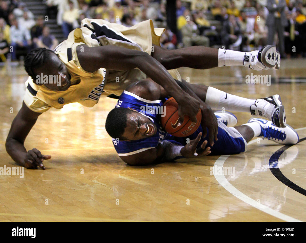 Feb. 20, 2010 - Nashville, Kentucky, USA - Kentucky's Patrick Patterson ...