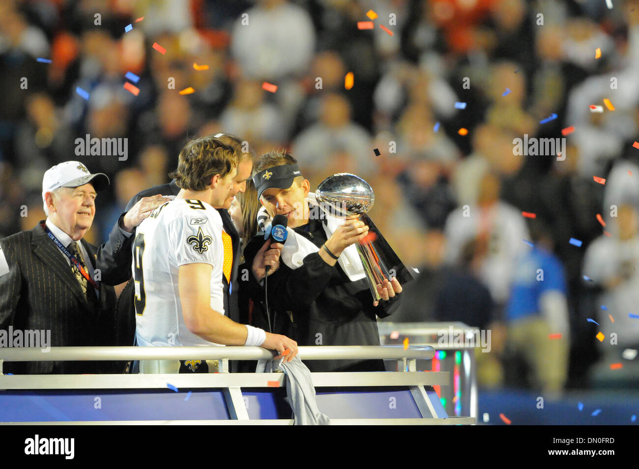 Drew brees vince lombardi trophy hi-res stock photography and images ...