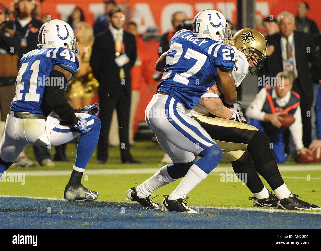 Robert lacey hi-res stock photography and images - Alamy