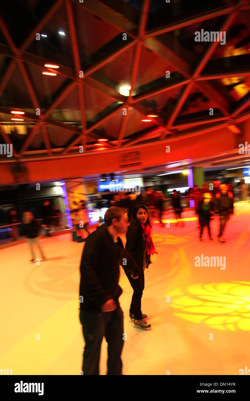 Jan 15, 2010 - Vancouver, British Columbia, Canada - Ice skaters skate ...