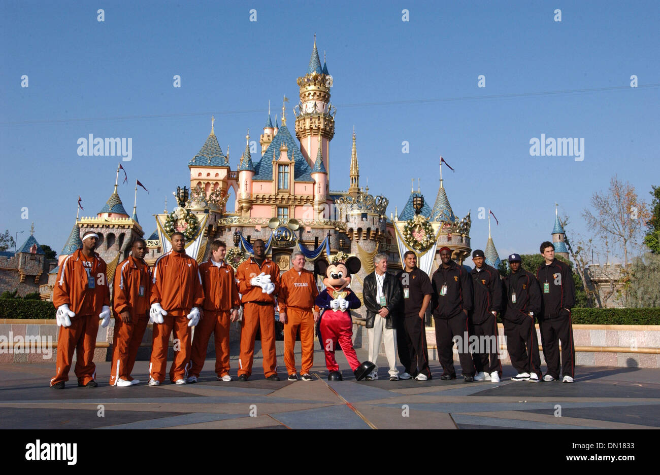 Dec 29, 2005; Anaheim, CA, USA; Head coaches and members of the ...
