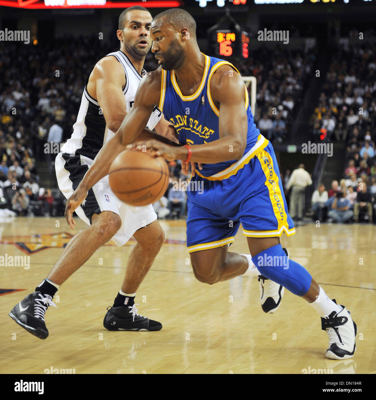 Baron davis warriors hi-res stock photography and images - Alamy