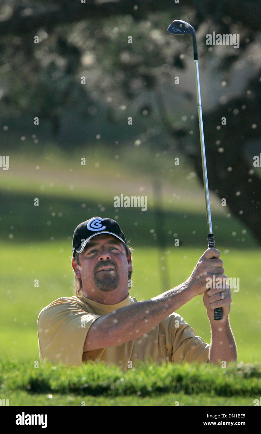 Jan 27, 2006; La Jolla, CA, USA; GOLF: STEVE LOWERY hits from the sand ...