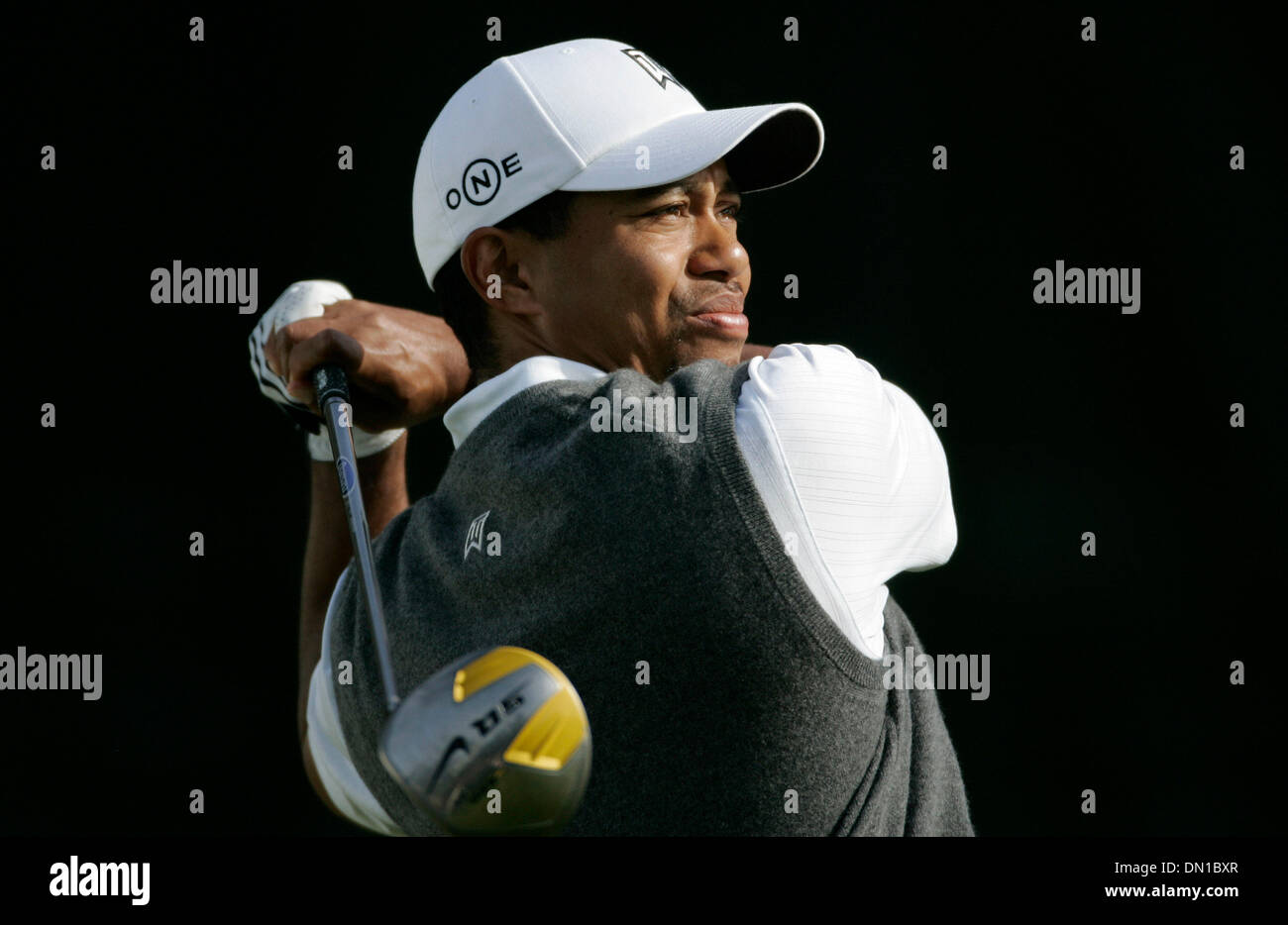 Jan 28, 2006; La Jolla, CA, USA; GOLF: TIGER WOODS on the 7th tee ...