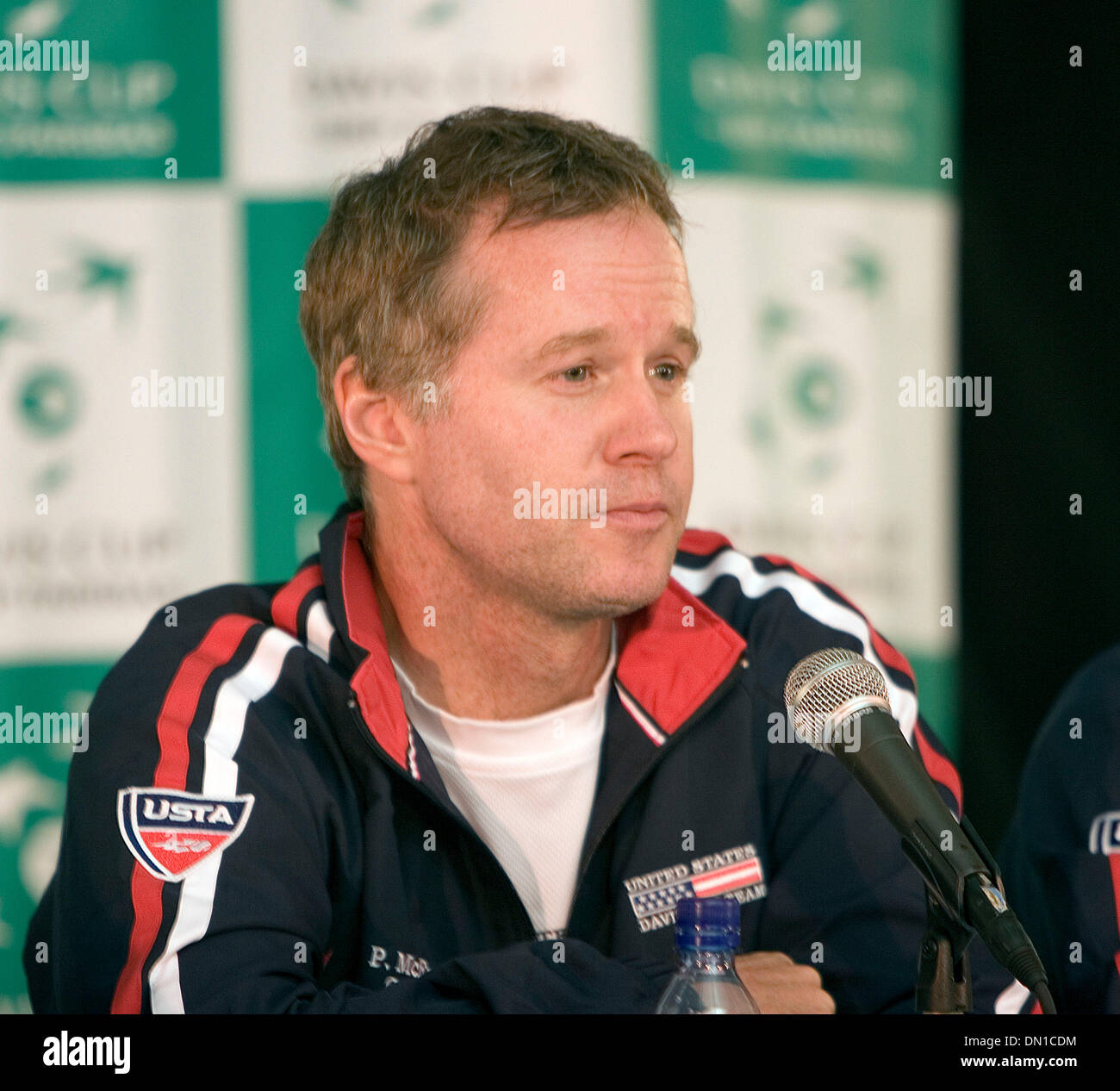 John mcenroe davis cup hi-res stock photography and images - Alamy