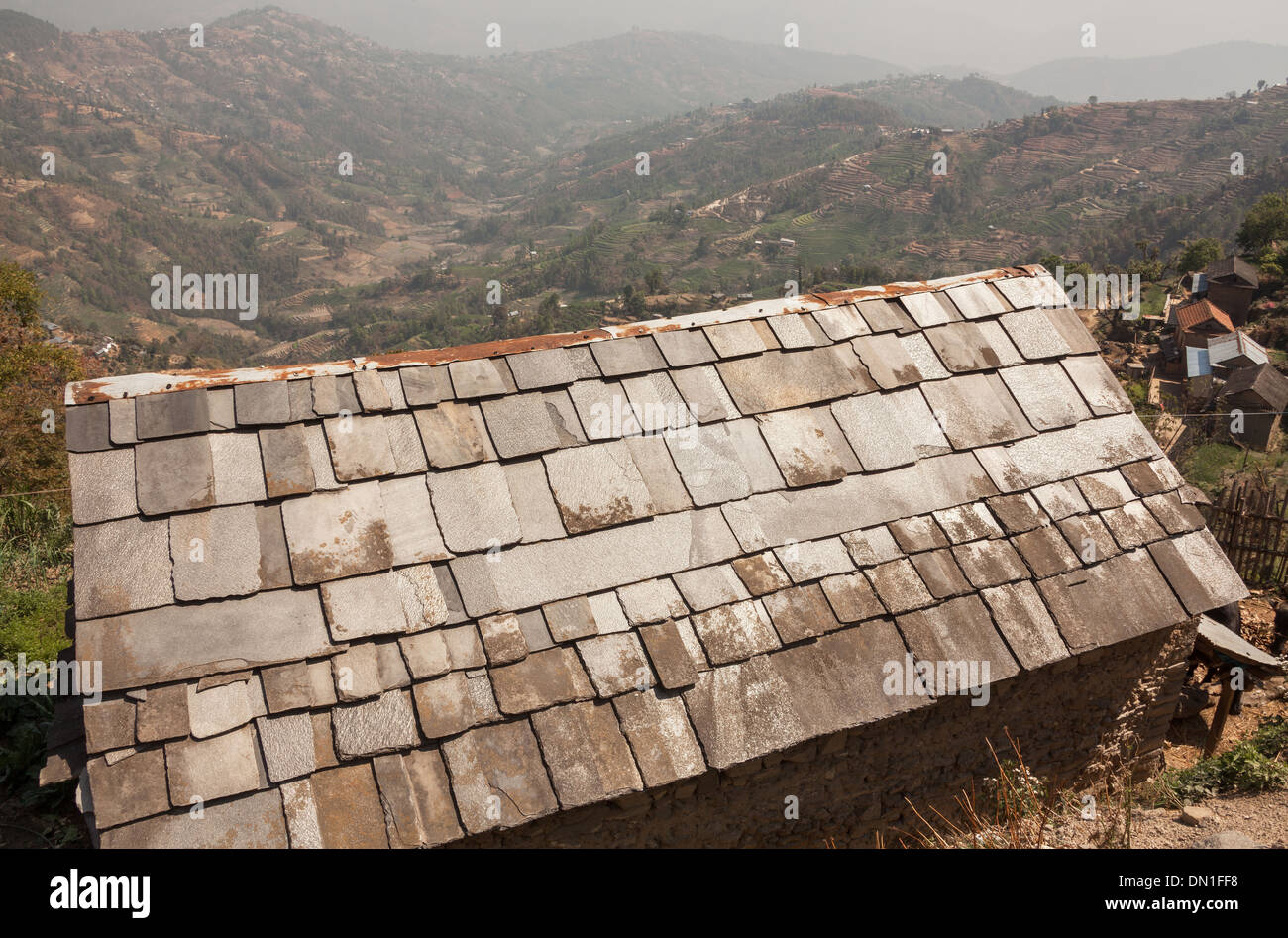 Texture of the stone roof of the house. Structural features of houses ...