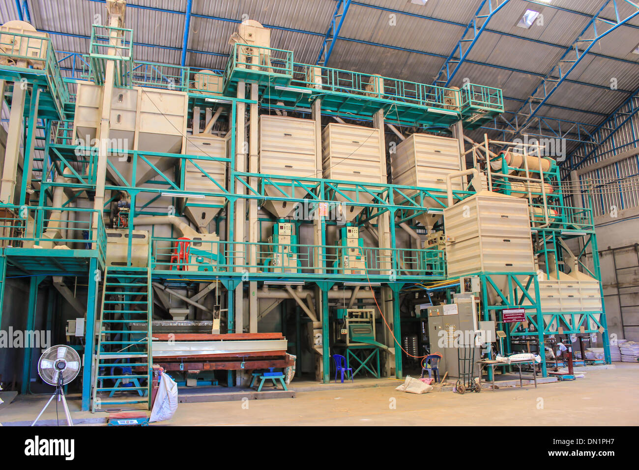 Mills rice hi-res stock photography and images - Alamy