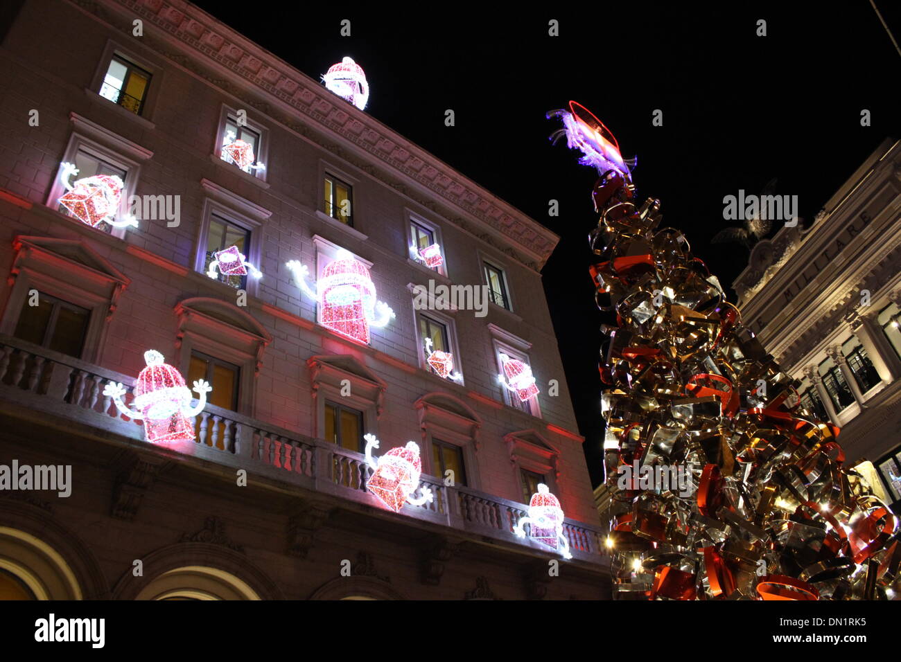 Fendi shop Christmas lights on via del corso shopping street road, Rome ...