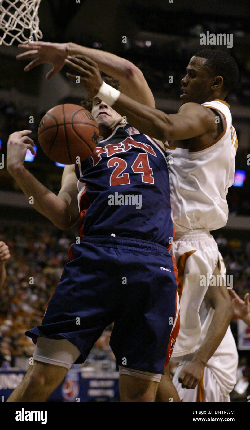 Mar 17, 2006; Dallas, TX, USA; NCAA: College Basketball: Texas' Daniel ...
