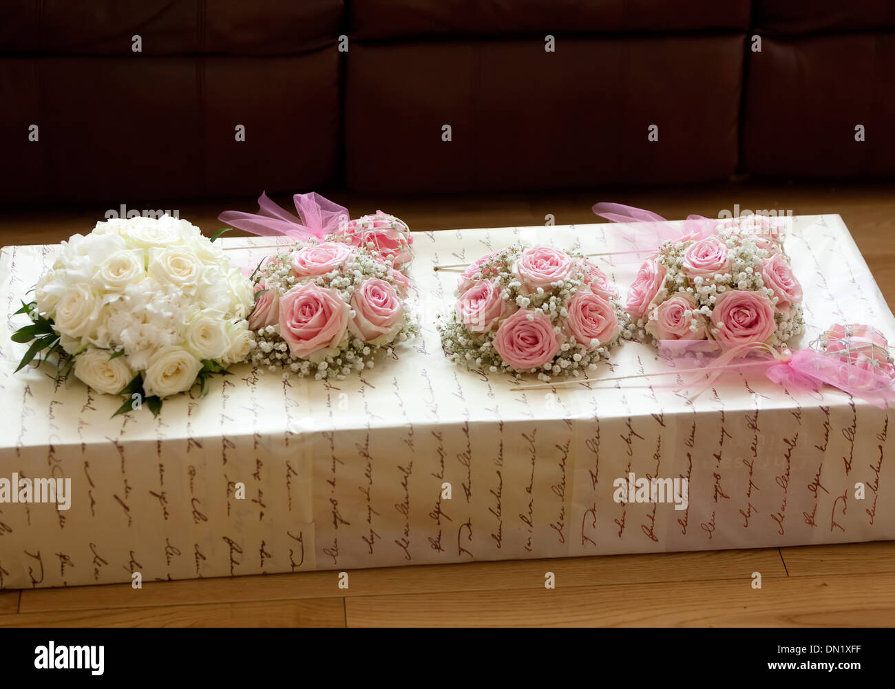 Unique wedding bouquet hi-res stock photography and images - Alamy