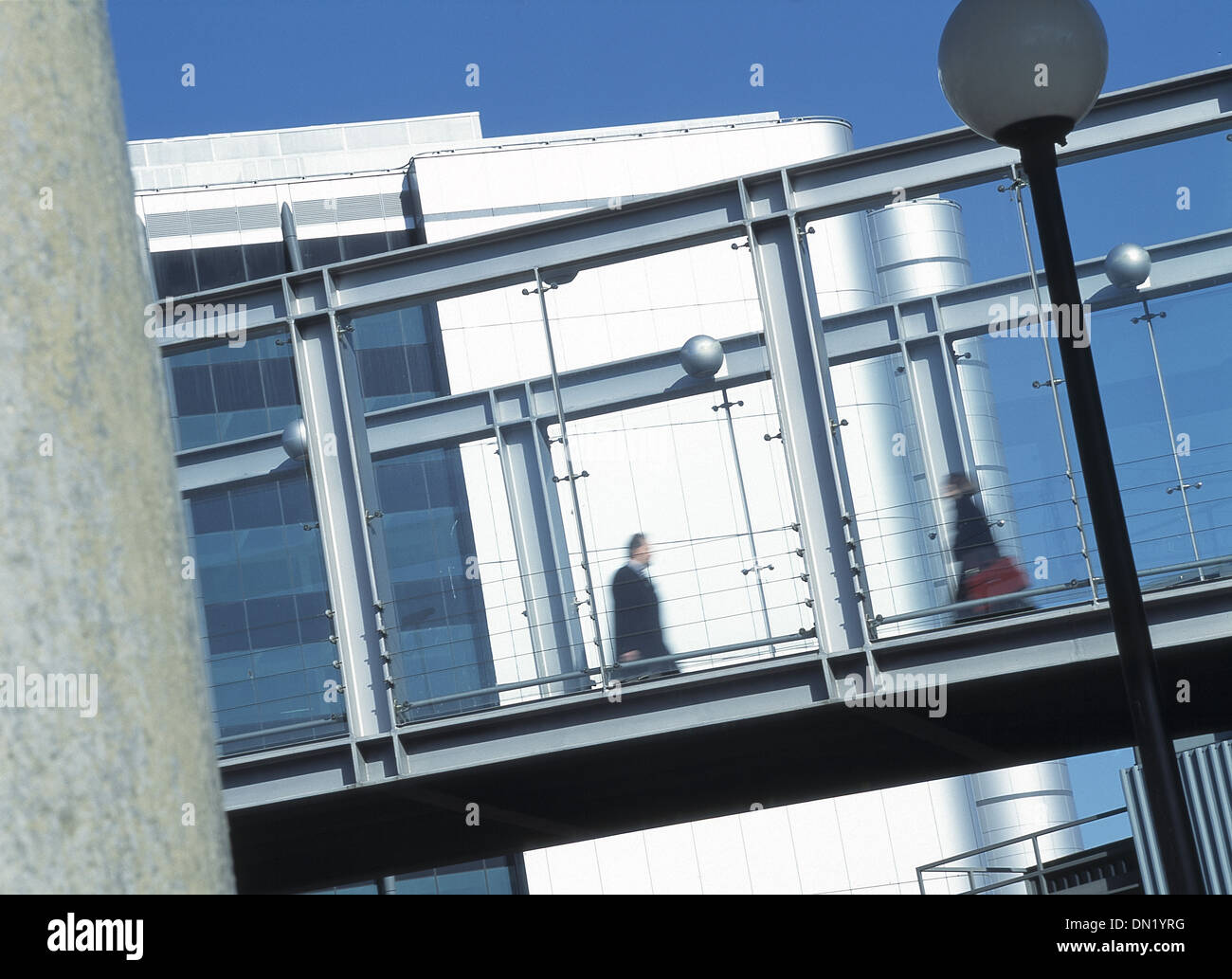 Pedestrian pedestrians footbridge hi-res stock photography and images ...