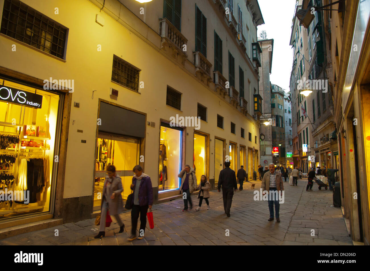 Downtown streets genova hi-res stock photography and images - Alamy
