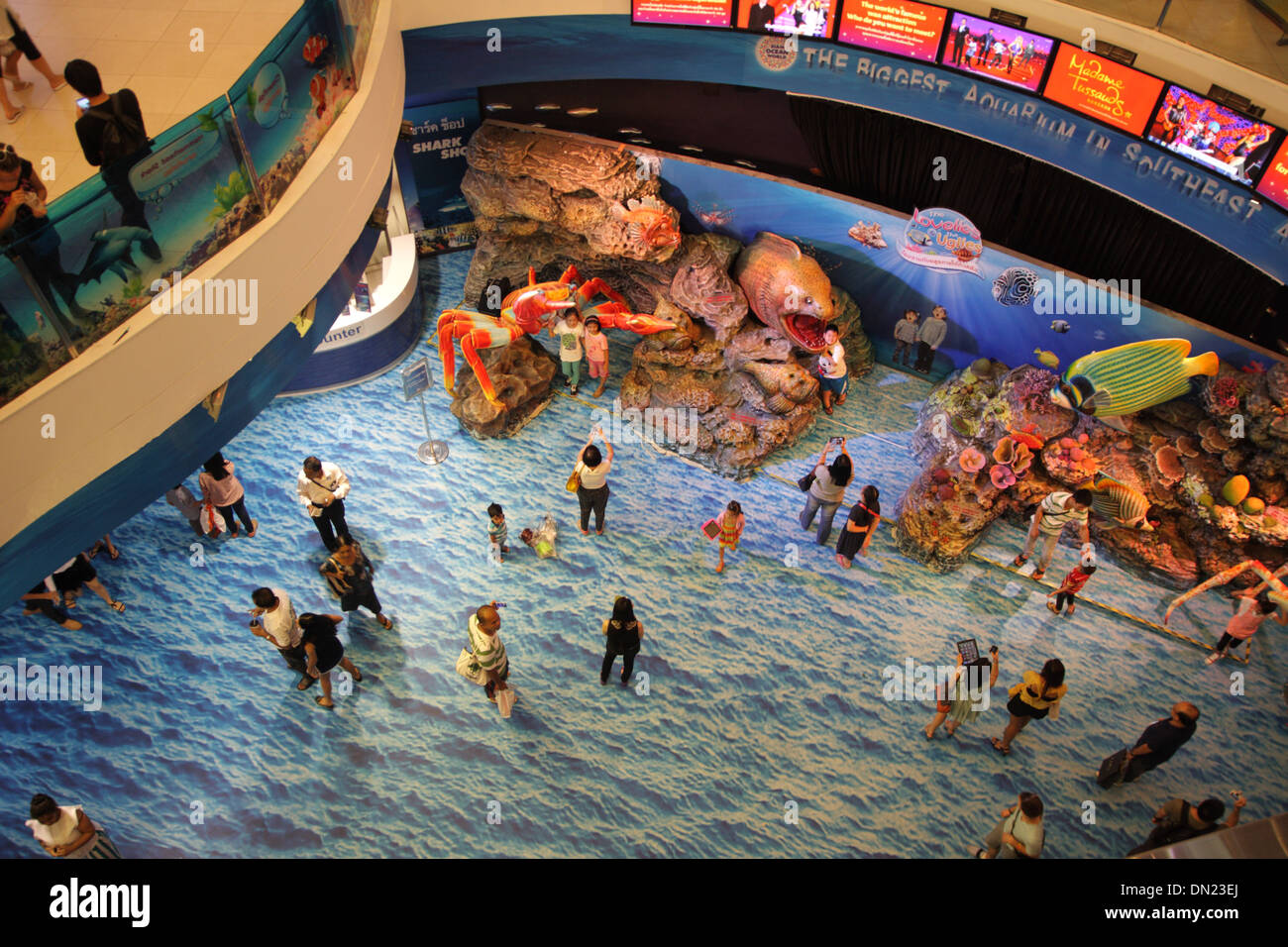 Siam ocean world at Siam Paragon in Bangkok , Thailand Stock Photo - Alamy