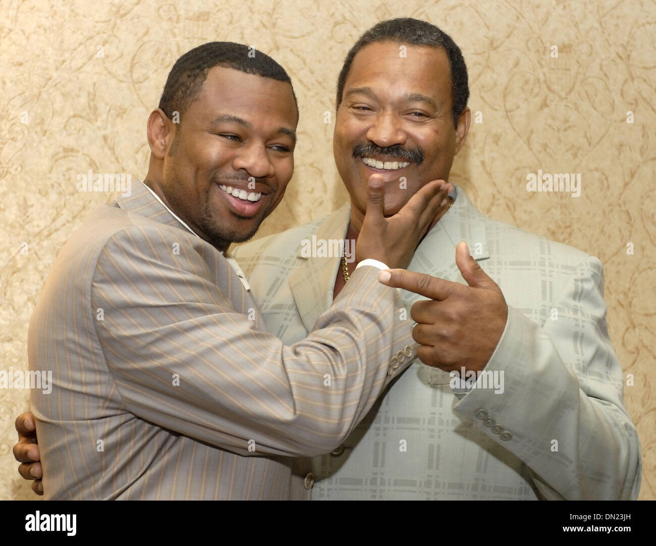 Jack mosley and shane mosley hi-res stock photography and images - Alamy