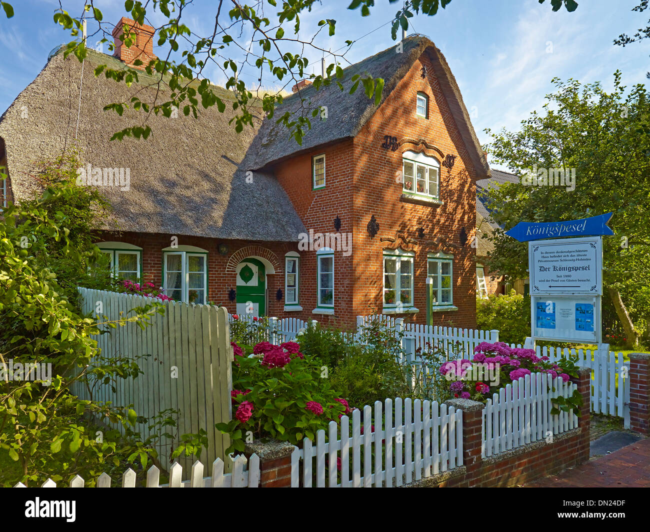 Königspesel, Hanswarft Hooge, North Frisia, Schleswig-Holstein, Germany ...