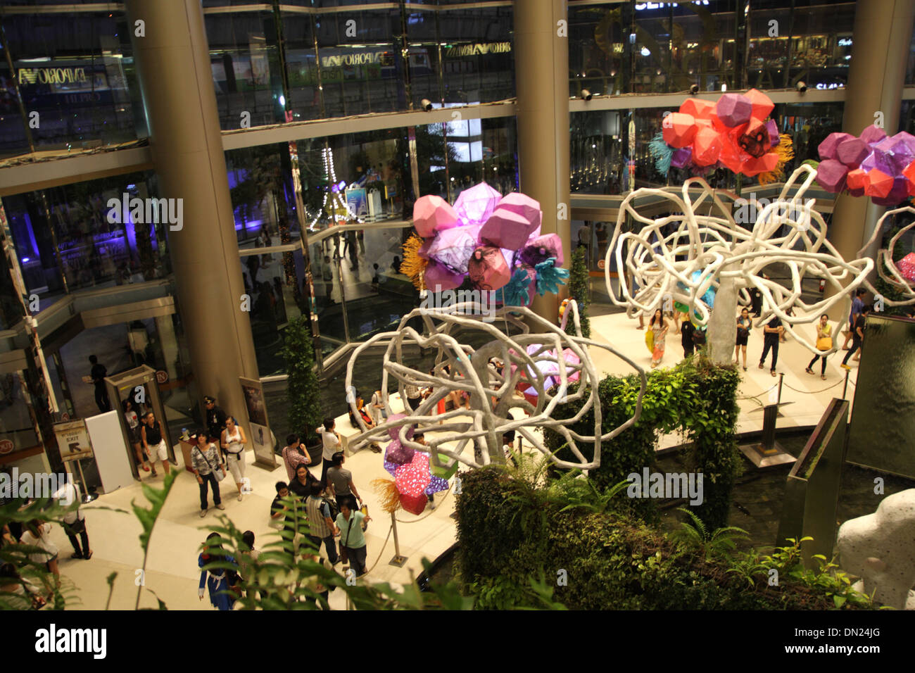 Interior decoration at Siam Paragon Shopping Mall in Bangkok , Thailand ...
