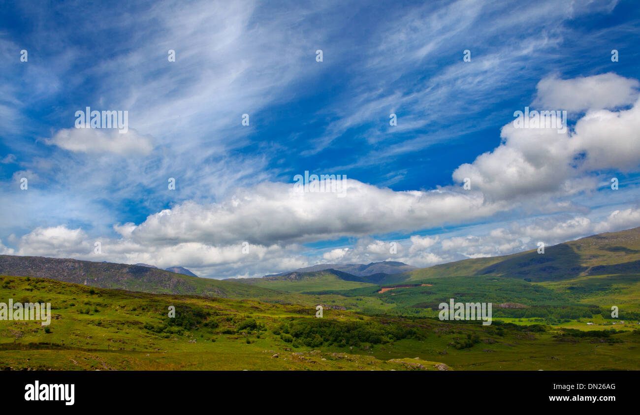 Welsh landscape hi-res stock photography and images - Alamy