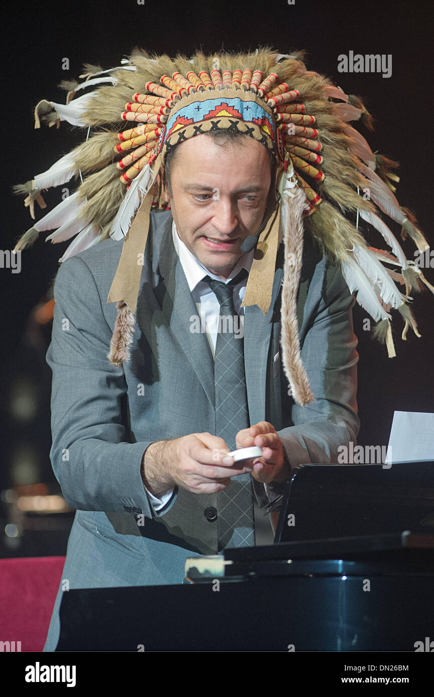 Rainald grebe hi-res stock photography and images - Alamy