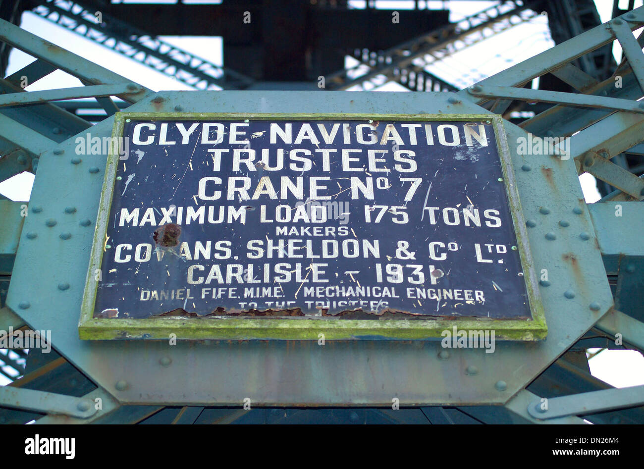 Clydeport crane hi-res stock photography and images - Alamy