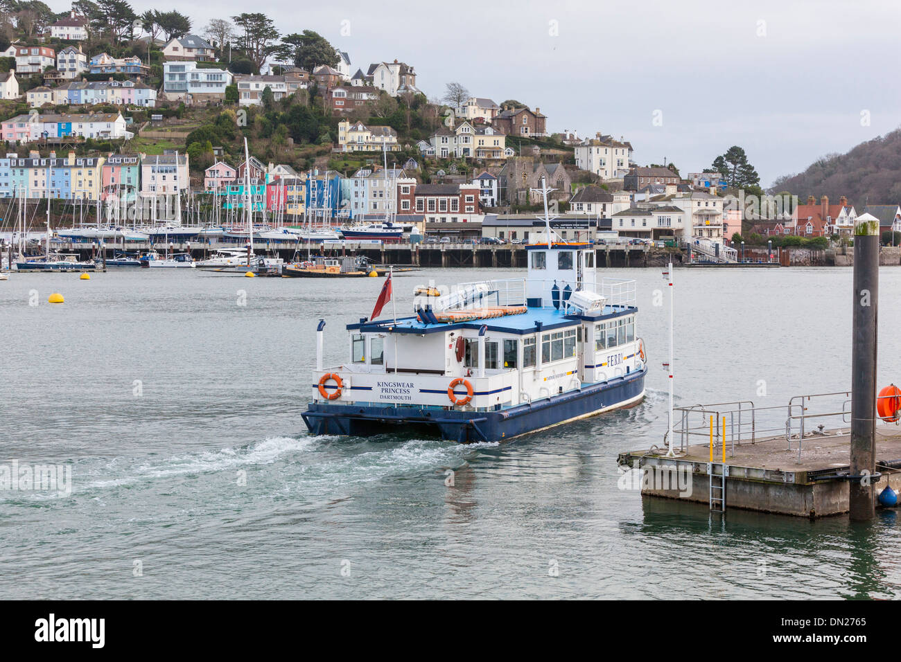 Kingswear to dartmouth ferry hi-res stock photography and images - Alamy