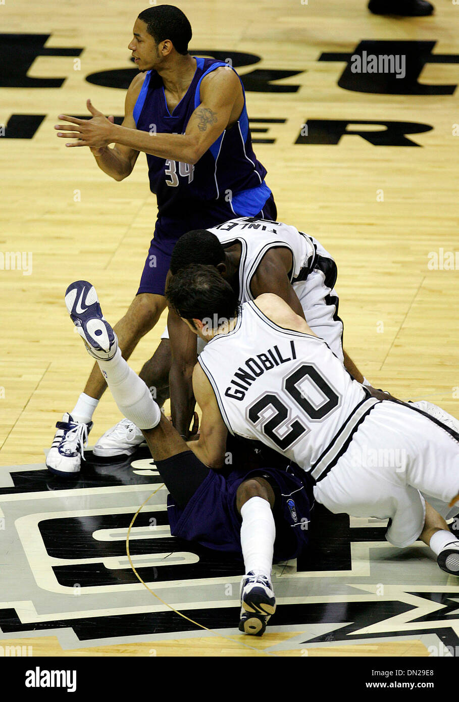 May 17, 2006; Dallas, TX, USA; Spurs MANU GINOBILI and MICHAEL FINLEY ...