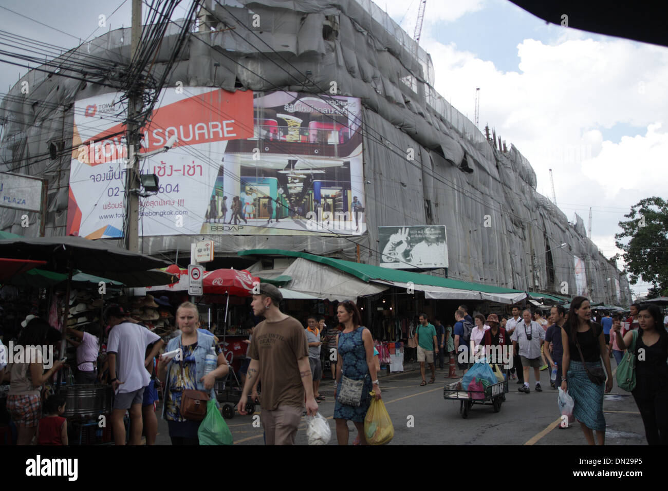 New building construction site at Chatuchak Weekend Market , Bangkok ...