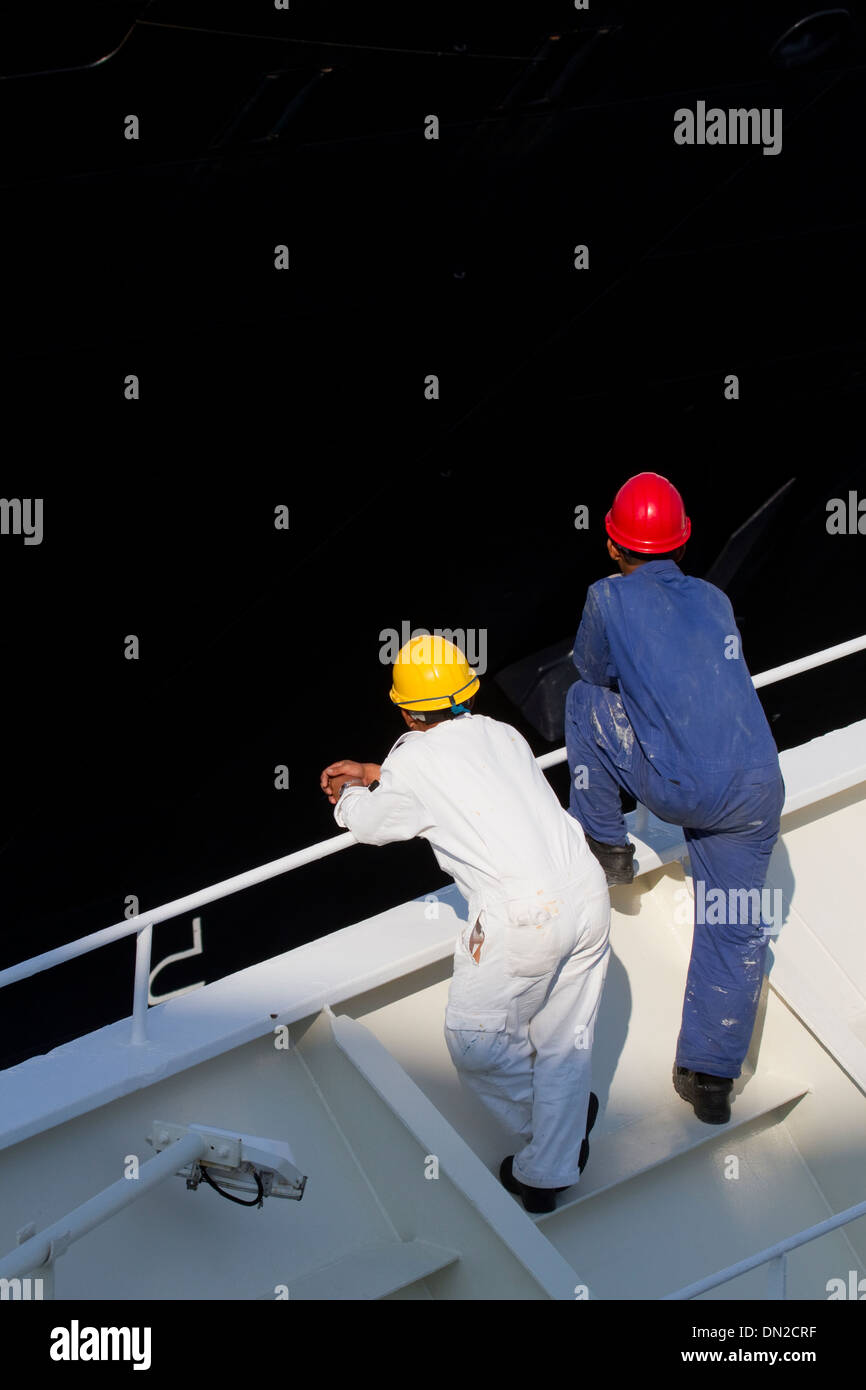 Crew deck ship hi-res stock photography and images - Alamy