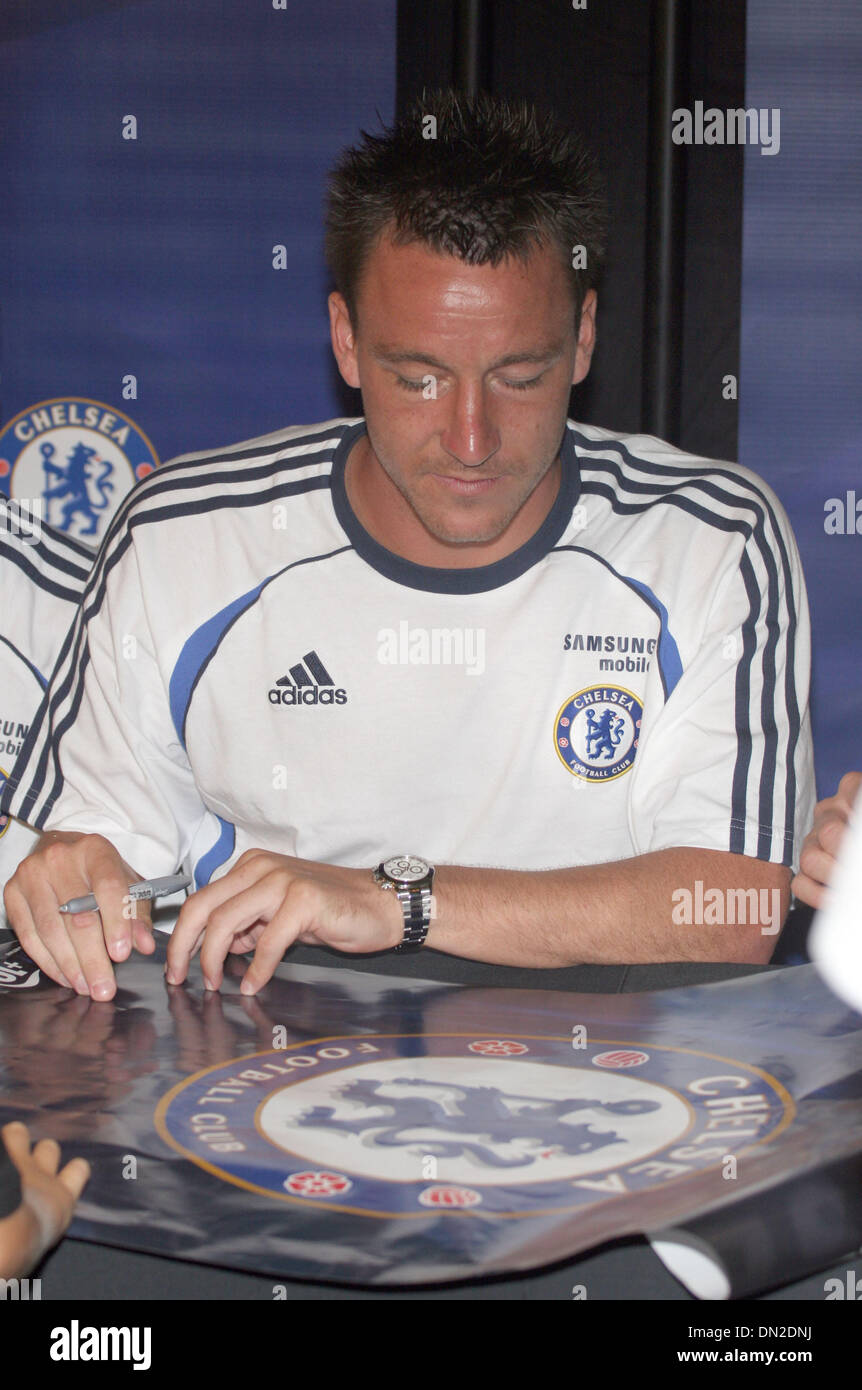 Jul 30, 2006; Santa Monica, CA, USA; Chelsea soccer star JOHN TERRY ...