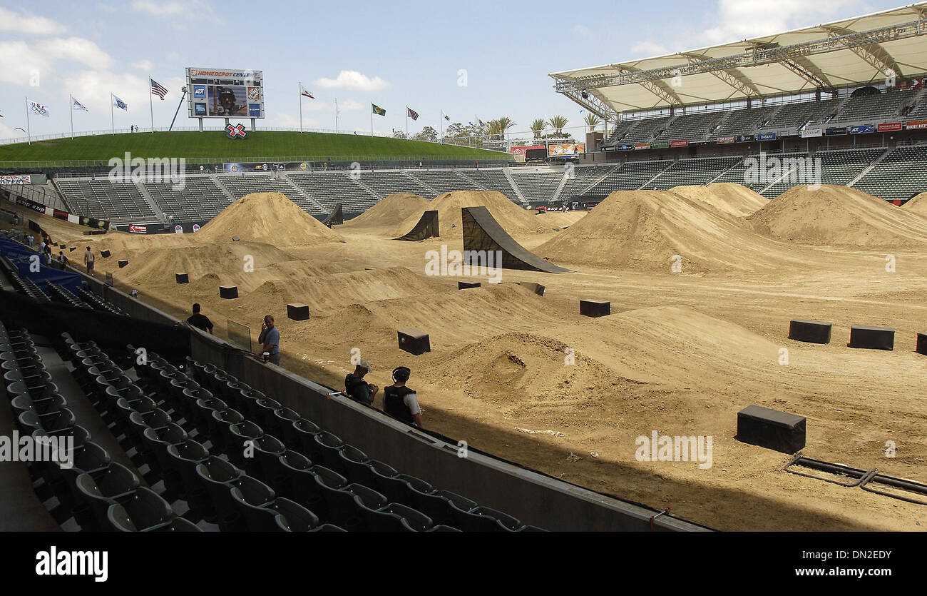 August 4, 2006; Carson, CA, USA; Stadium view of the HOME DEPOT CENTER ...